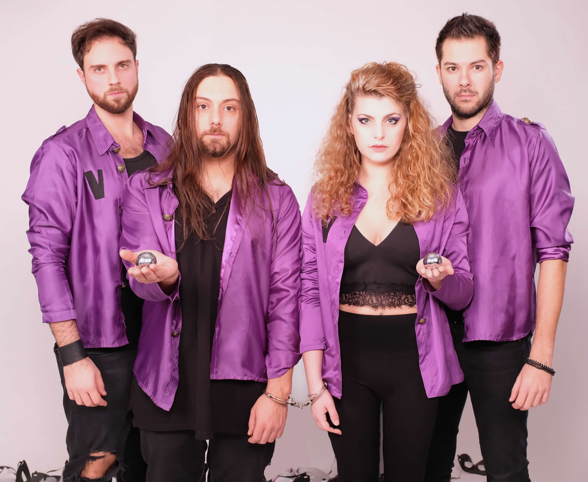 VIOLET BLEND: vincono #insiemeperlamusica di Elio e le Storie Tese ...