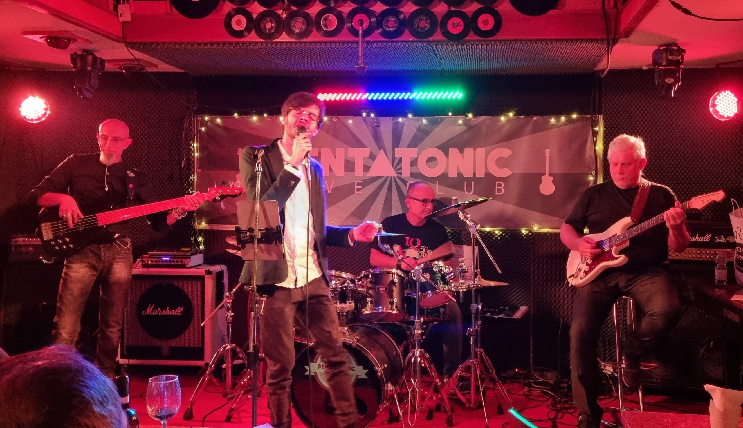 4EVER IQ Official Tribute Band: il resoconto della serata al Pentatonic ...